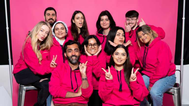 Muzmatch opens a new page with a rebrand to Muzz.com - Smart Branding